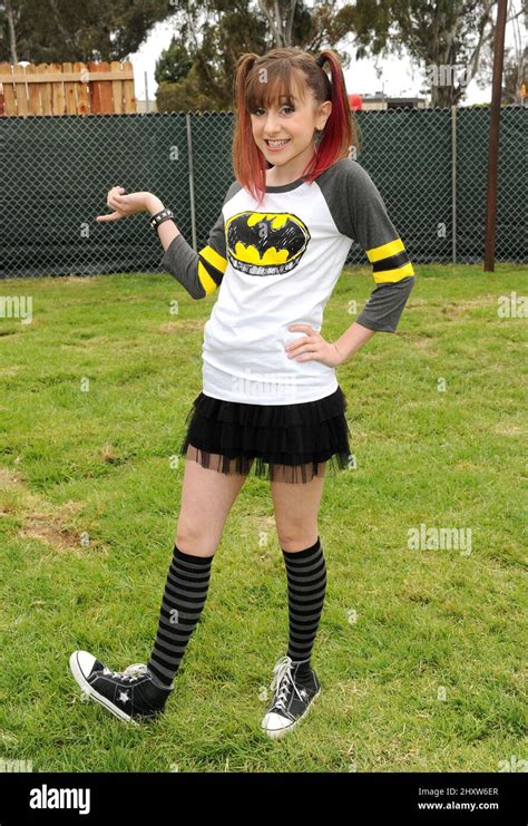 Allisyn Ashley Arm Arriving At The 22nd Annual A Time For Heroes Celebrity Carnival At The