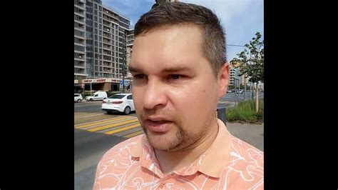 Клиентка с сиськами наружу Youtube