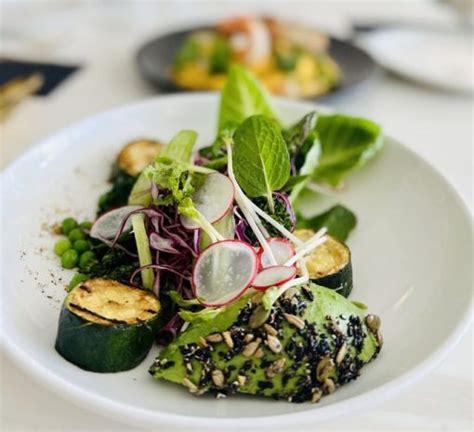 Botanic Cafe In Toorak Brunch Lunch And Drinks