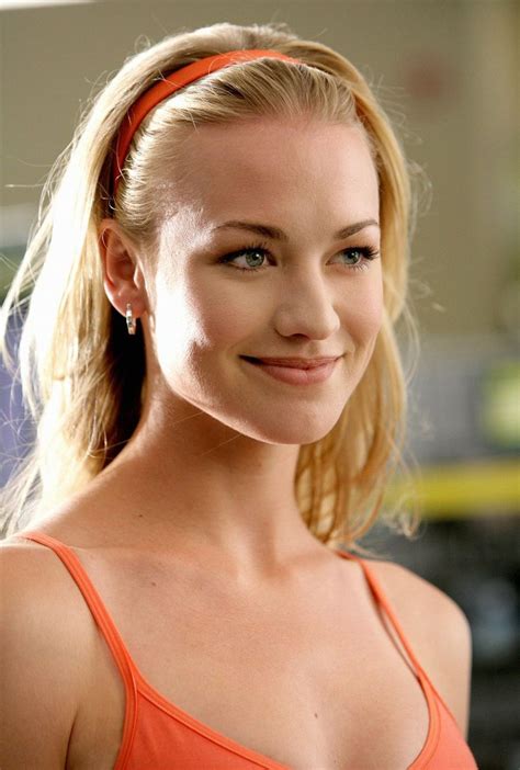 Sarah Walker Yvonne Strahovski Actresses Sarah Walker