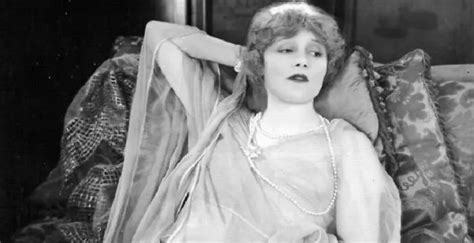 Jeanne Eagels Actresses Facts Personal Life Jeanne Eagels Biography