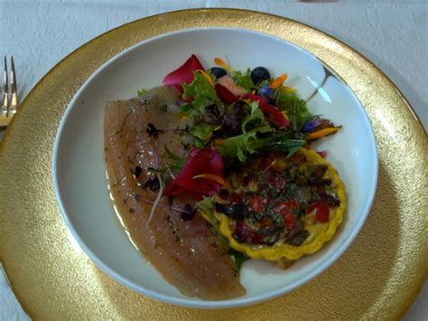 Gebeizter Saibling Mit Gemüsequiche Und Salat Von Das Perfekte Dinner