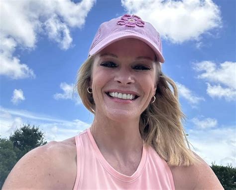 Sandra Shaw Wpbf 25 Age Husband Education And Net Worth