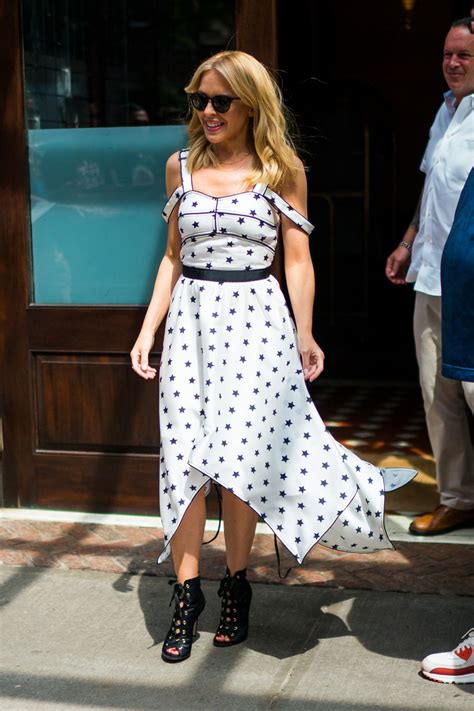 Kylie Minogue In A White Dress With Blue Stars Nyc 06242018
