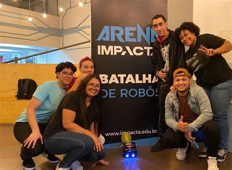 Hoje Foi A Entrega Do Nosso Projeto De Lógica Com Iot No Qual Desenvolvemos Um Veículo Robótico