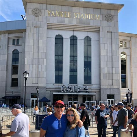 Dr Vandervort And His Wife Took A Trip To The Big Apple To Visit Their Daughter Sara And She