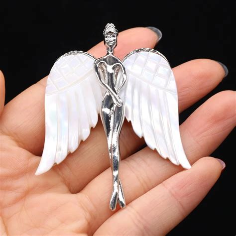1pcs Fashion Angel Wings Design Brooches For Women Vintage Natural