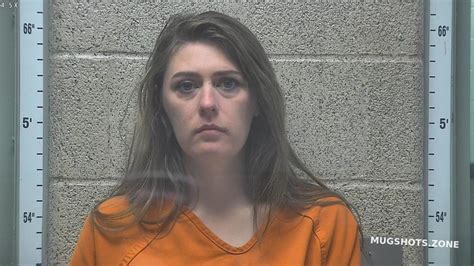 Smith Kalli 05 01 2023 Henderson County Mugshots Zone