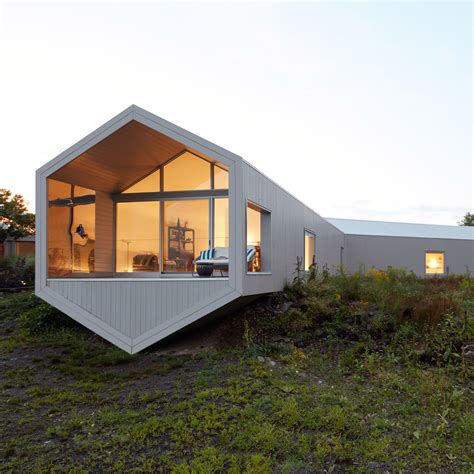 Ai Weiwei Protests Border Walls With Huge New York Installations