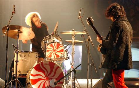Watch The White Stripes Unearthed Tv Debut From 2000