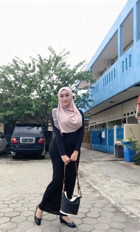 Asian Girl Massage Nuru Hijab Jakarta