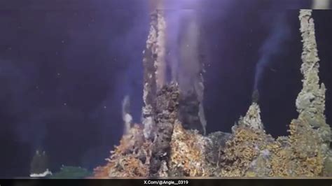 Scientists Use Underwater Volcano To Improve Eruption Prediction