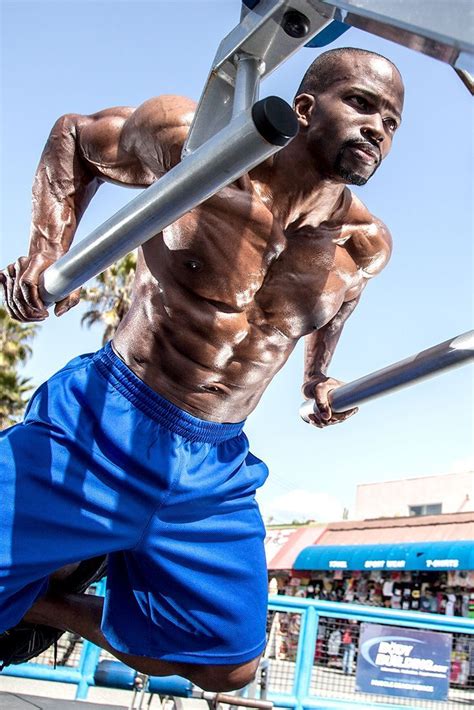10 Best Chest Workout Exercises For Building Muscle