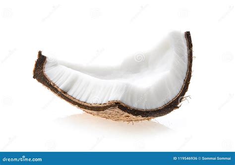 Partes Do Coco Isoladas Em Um Fundo Branco Foto De Stock Imagem De