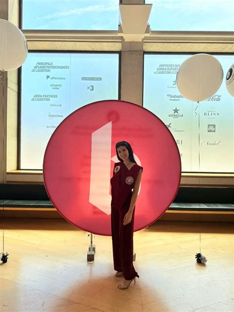 Amb Molta Il·lusió Comparteixo Que Oficialment Soc Mestra Deducació