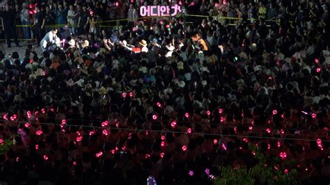 이찬원 문경 영강체육공원을 가진 메운 인파 찬스응원 현장분위기 영상 무반주 메들리곡 눈물을감추고 처녀뱃사공 홍도야 우지마라 추풍령 섬마을선생님