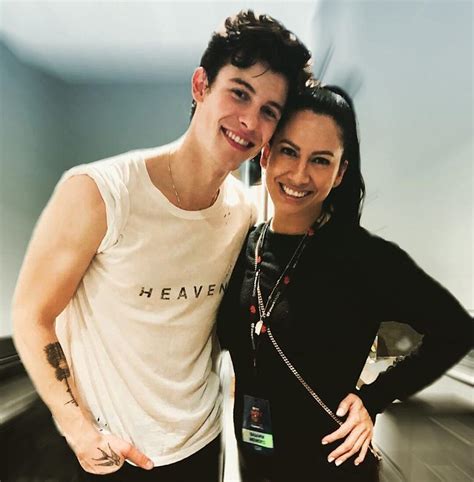 Shawn Mendes Goes Shirtless On Hike With His Longtime Doctor Jocelyne Miranda