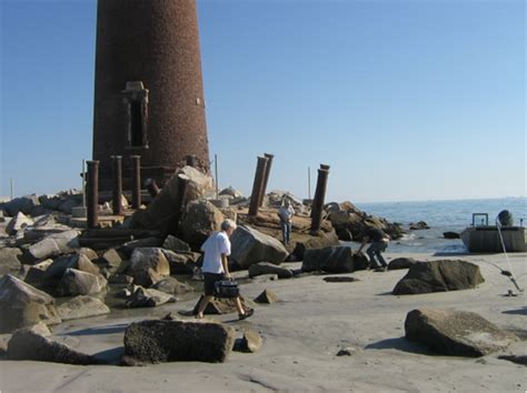 Lighthouses Of Alabama News Sand Island Lighthouse Gets Sand