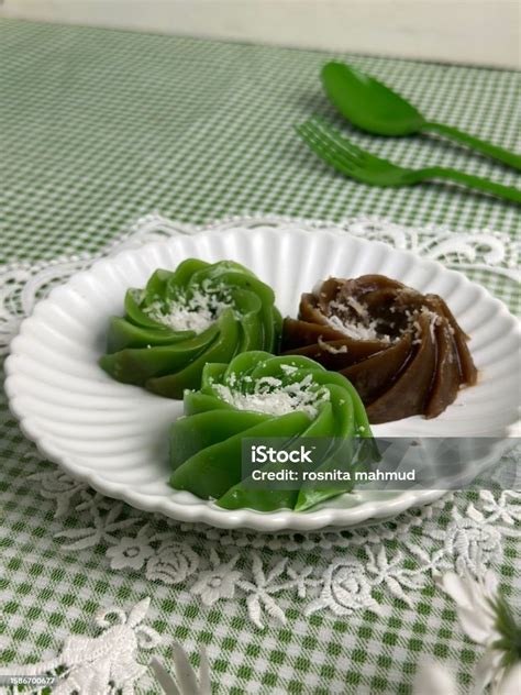 Popular Malaysian Cakes Called Kuih Kasui Pandan Gedik And Apam Beras In Selective Focus And