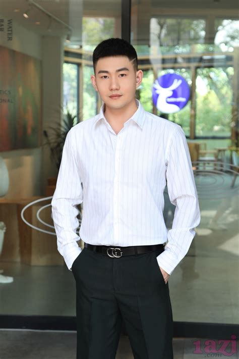 曾李青 男子汉图鉴！