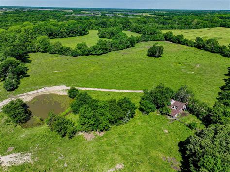 129 Acres Deport Tx Century 21 Harvey Properties