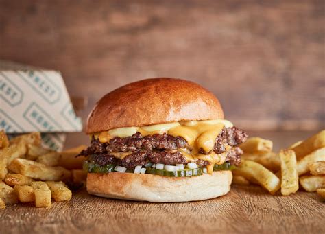 How To Make Smash Burgers At Home Easy Recipe And Tips
