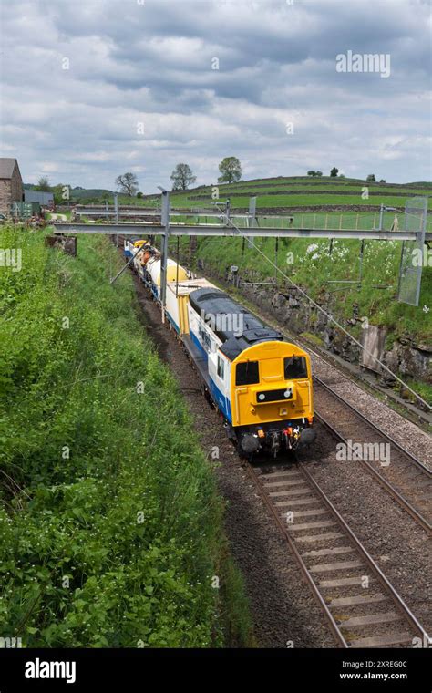 Balfour Beatty Drain Train With Hnrc Class 20 Locomotives Being Used To
