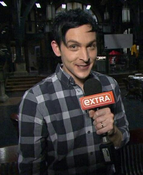 Pin By Samuel On Robin Lord Taylor Robin Taylor Gotham Cast Robin