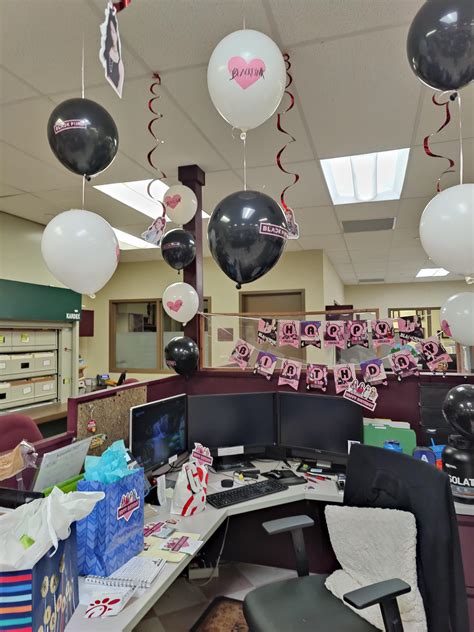 Desk Decoration Ideas For Birthday In Office
