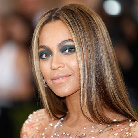 Beyonc S Twins Have Gotten So Bigsee The Adorable Pics She Just Posted Shefinds