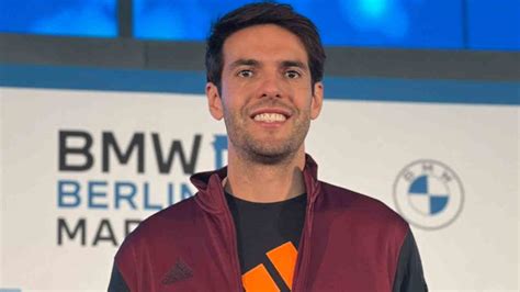 Kaka Sindigne Devant Lattitude Des Fans Brésiliens