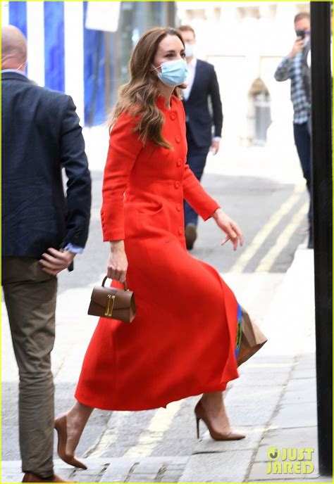 Kate Middleton Makes A Surprise Visit In London For A Great Cause
