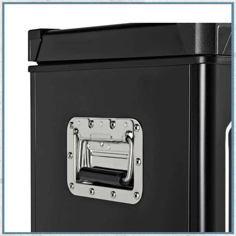 Indel B Off Road Compressor Cooler 40l Indel B Off Road Compressor