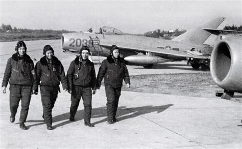 Light And Lethal North Vietnams Mig 17