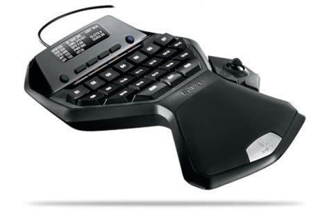 מקלדת גיימרים מזן מיוחד Logitech G13