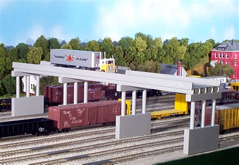 Modern 150′ Highway Overpass Wpiers N Scale Rix Products Inc