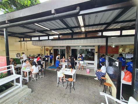 10 Lotek Enak Di Bandung Yang Selalu Ramai Pengunjung Wisata Milenial