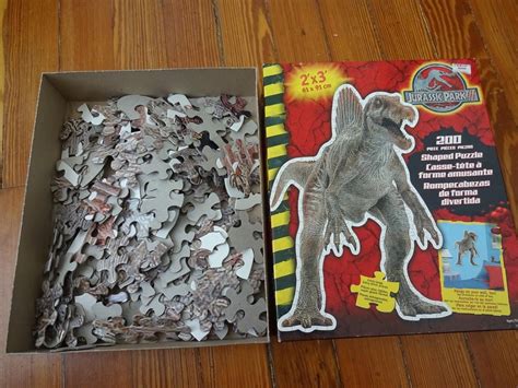 Hasbro Jurassic Park Iii Spinosaurus 200 Piece 2 Ft X 3 Ft Shaped