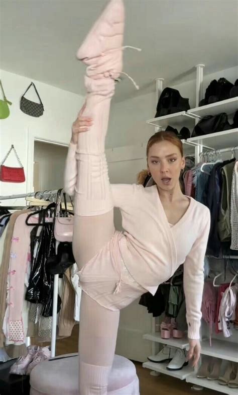 Pin By Yerilet On Balletcore💓💌🎀🩰 Ballet Inspired Fashion Ballet