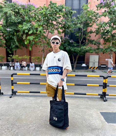 Miki Hat หมวกมินิมอลที่ไม่มินิ ใส่แล้วไม่หายไม่ตายละติน แกลเลอรีที่โพสต์โดย Micky Yuen Lemon8