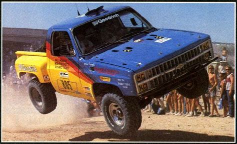 Vintage Class 8 Race Dezert