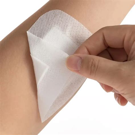 Dg Derm Adhesive Wound Dressing