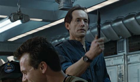 Kisah Bishop Robot Dalam Aliens Dan Aliens 3 Diteruskan Dalam Novel