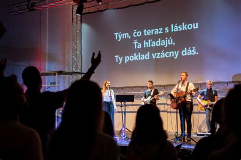 Večer Chvál Spoločenstvo Maranatha