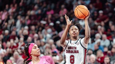 Joyce Edwards Posts Career High To Lead No 4 South Carolina Past Florida