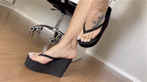 My Big And Perfect Feet Goddess Grazi Mp4 Hd 1080p Goddess Grazi Only Clips4sale