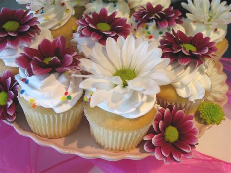 Cupcake Decorations Edible Flowers At Sam Rooke Blog