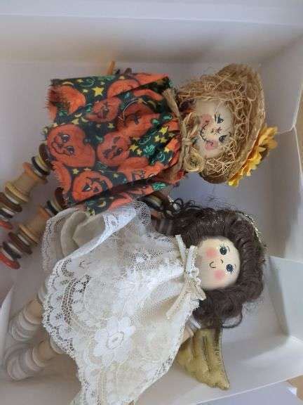 Button Dolls Delaware Auction Center