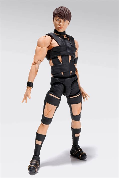 Tmrevolution、自身のフィギュア発売を記念して Hot Limitスーツ”歌唱を披露 The First Times