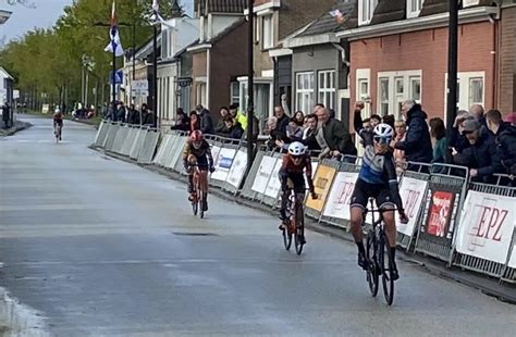 Sofie Van Rooijen Secures Dutch Victory In Challenging Epz Omloop Van Borsele Procyclinguk